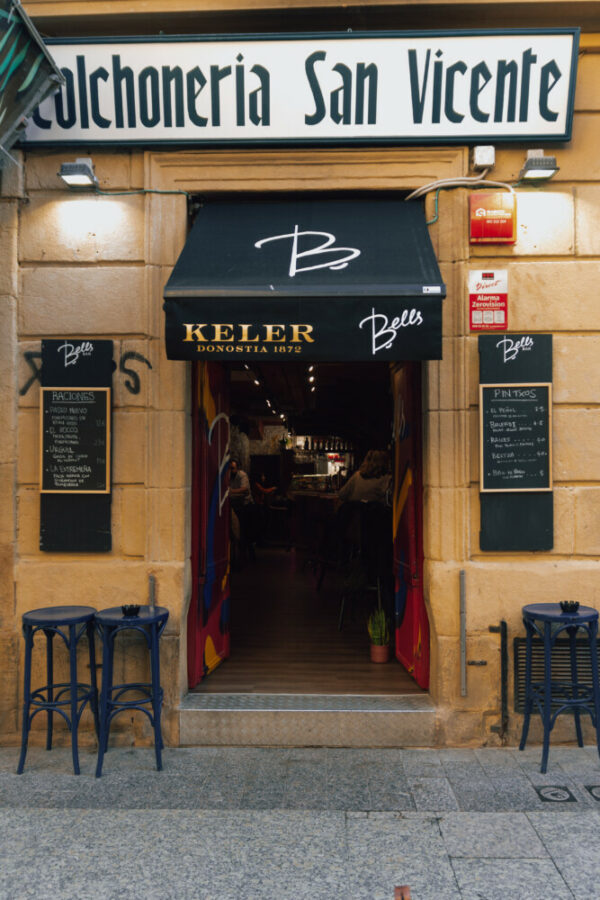 BELLS BAR en San Sebastián | Sisters and the City